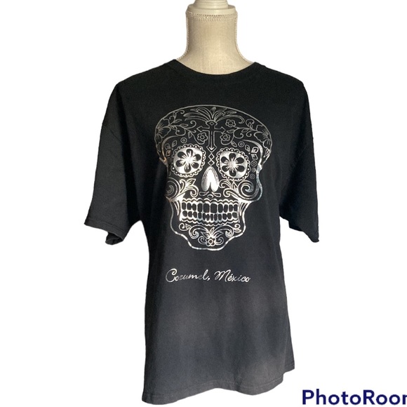Reef | Tops | Reef Cozumel Silver Sugar Skull Printed Black Cotton ...